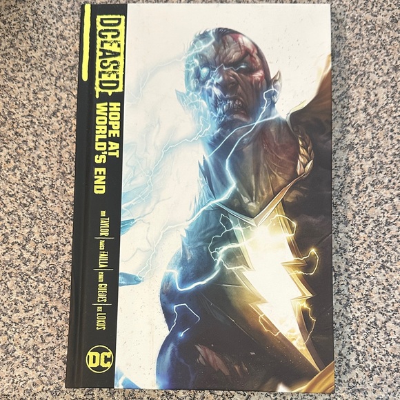 DC Comics | Toys | Dc Comics Deceased Hope At Worlds End Graphic Novel ...